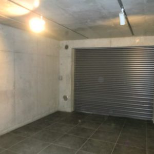 Garage House 10.9k tokyo | Garrozze.com